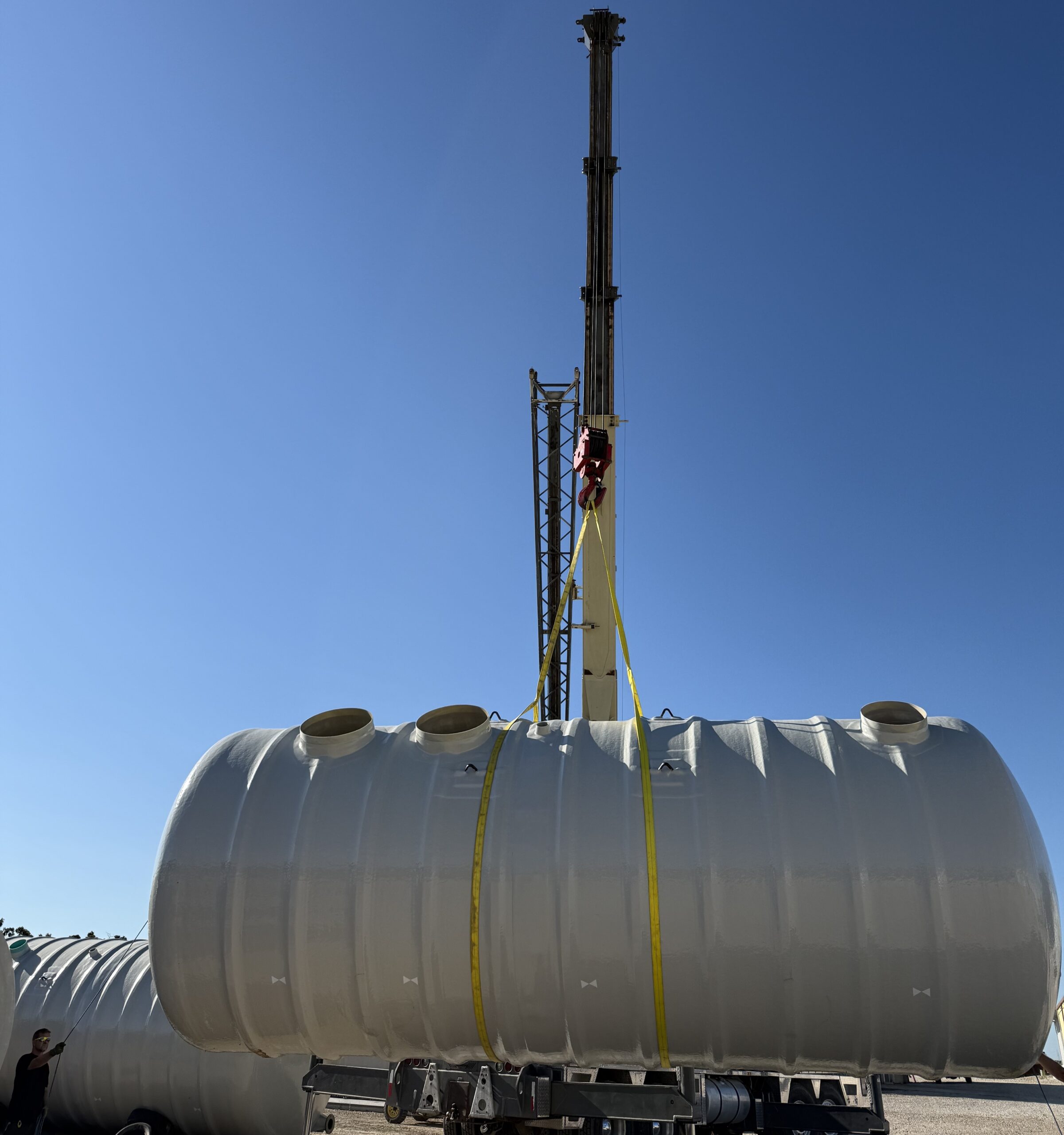 Lifting Tanks With Slings - Fiberglass Tank Solutions